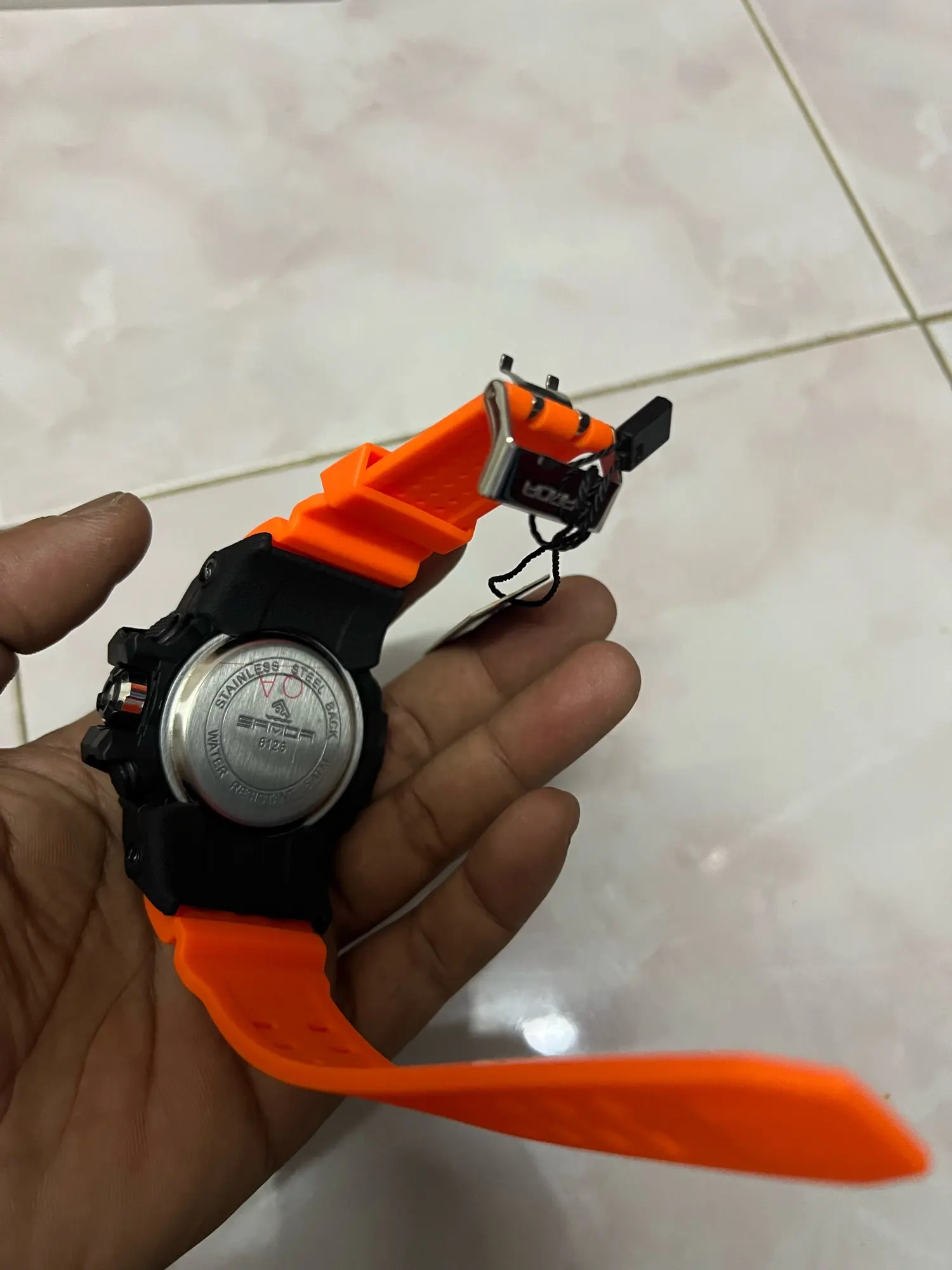 SANDA - SPORTS – D'Lux & Co.