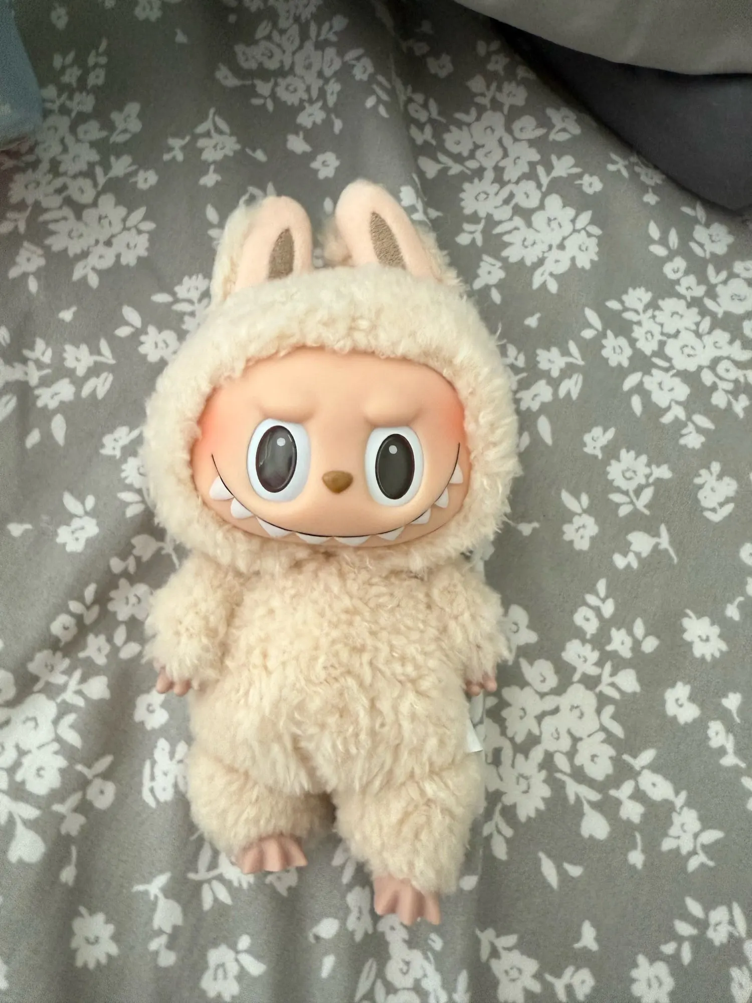 Labubu V1 The Monster Macaroon Blind Box Vinyl Face Genuine