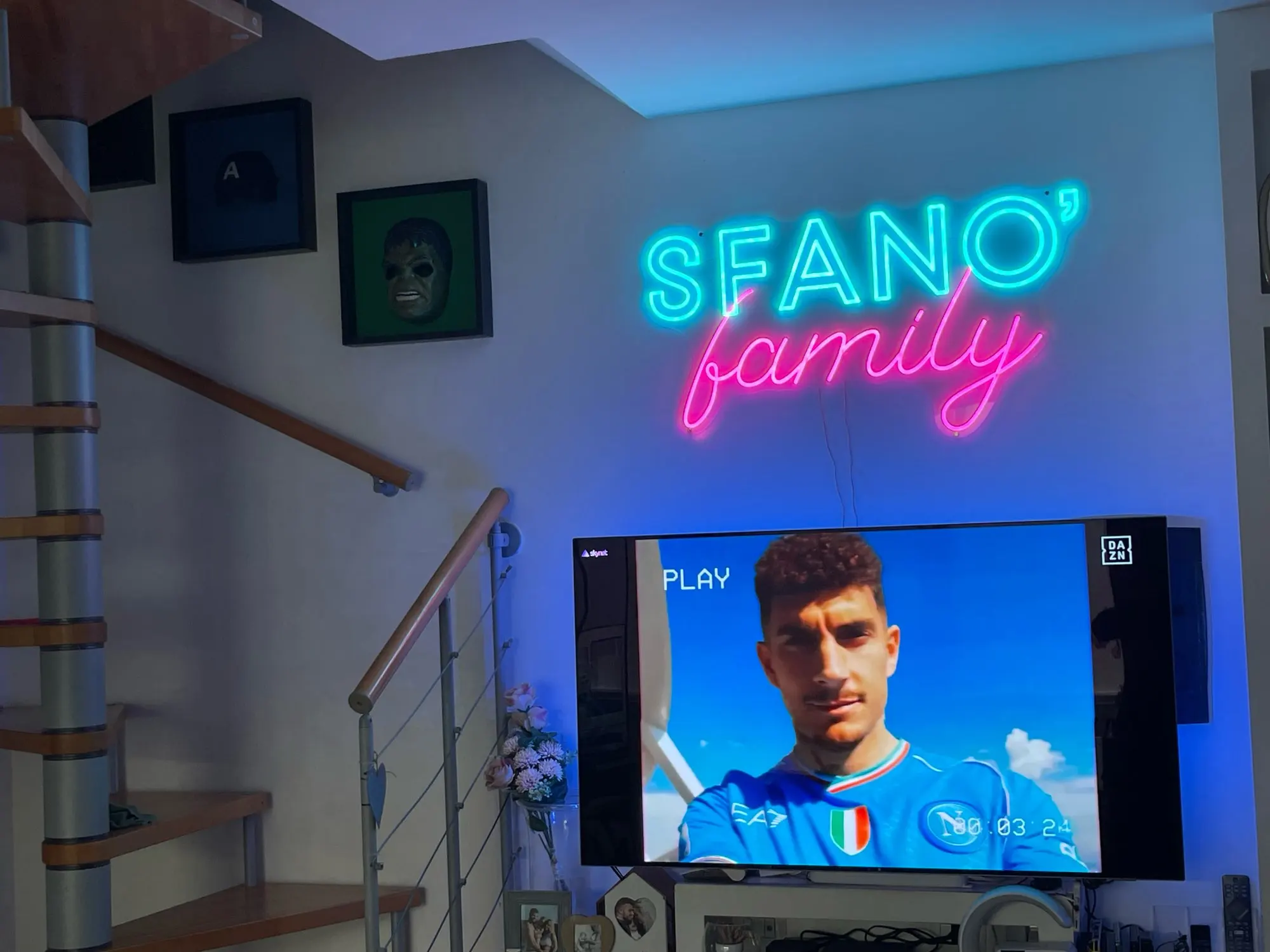 Custom Neon Letters | Custom Led Signs | Neon Signs and Lights ...