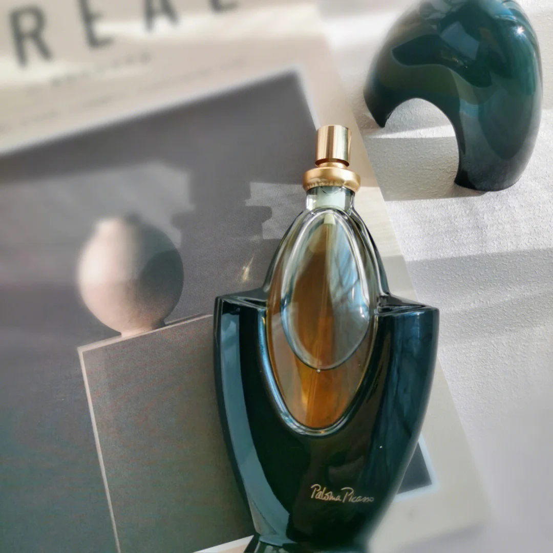 Paloma Picasso Perfume Ad