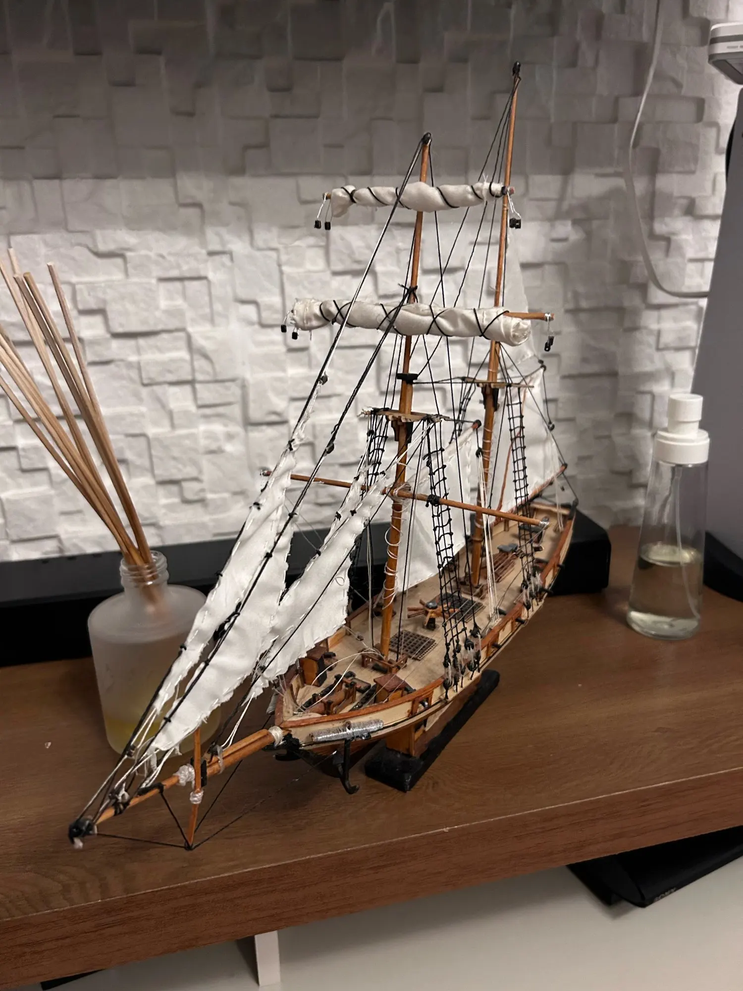 Veleiro Harvey 1847 - kit para montar - Ticketbras