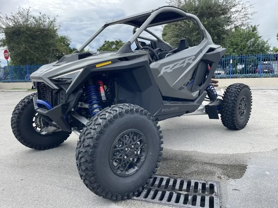 Polaris-RZR-Pro-R-Ultimate-Utility-Vehicle-precio-de-descuento-2024.jpg