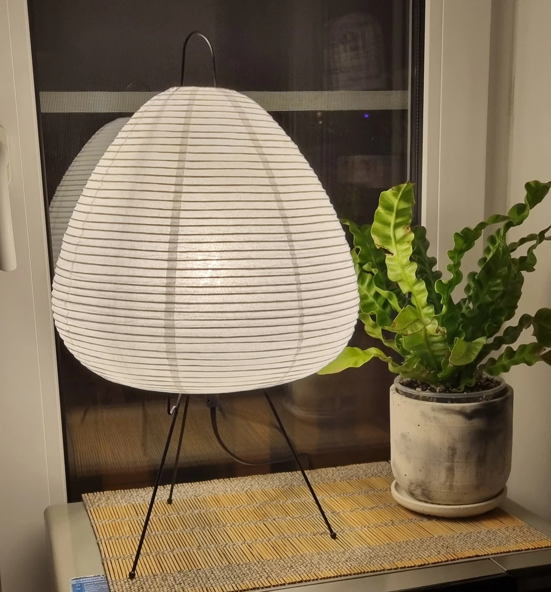 Modern Japanese Paper Lantern Table Lamp - Mavigadget