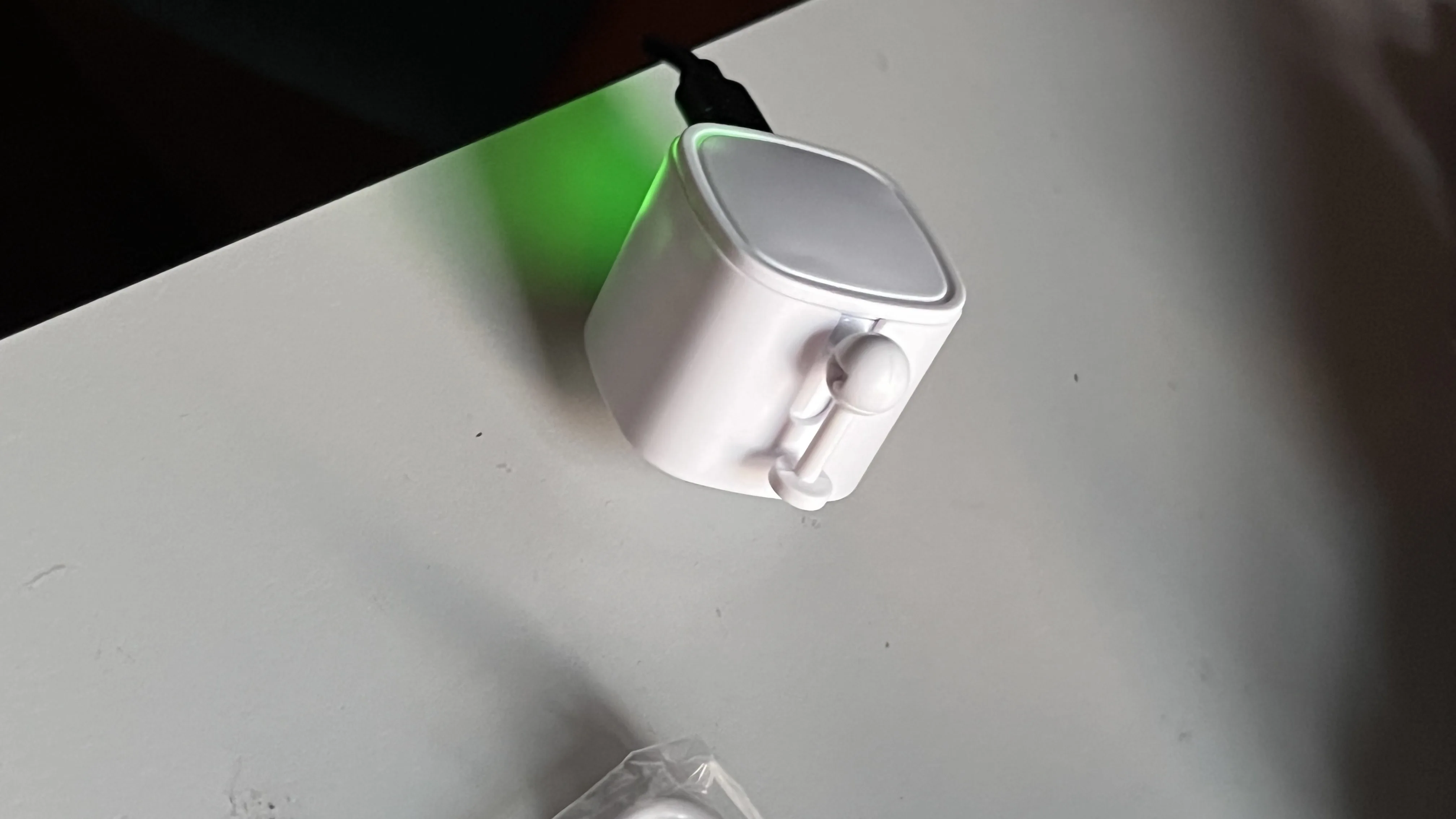 Tuya Bluetooth Smart Finger Robot Switch Button Push Robot Controle Remoto Tuya Bluetooth ...