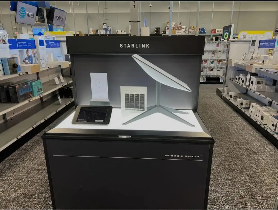 Brand-New-Starlink-satellite-Internet-kit-V2-with-rectangular-dish ...