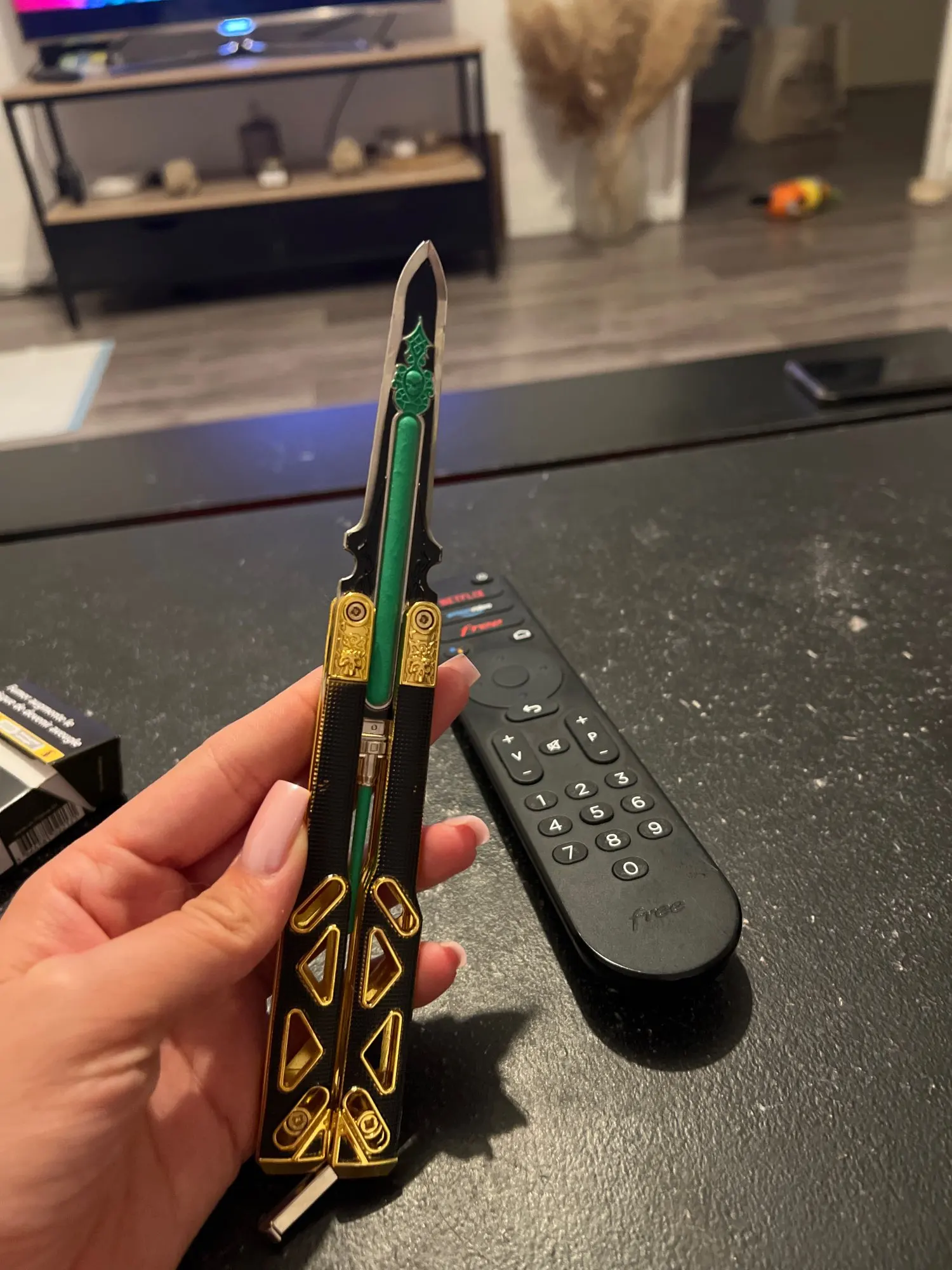 Apex Legends Heirloom Octane Cosplay Wraith Bloodhound Unbladed ...