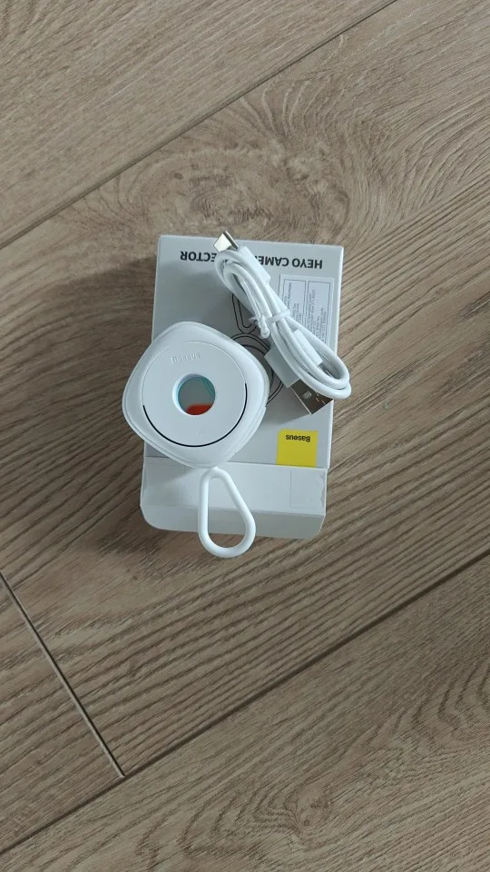 Hidden Camera Detector Viewfinder Security Travel Keychain – Self ...