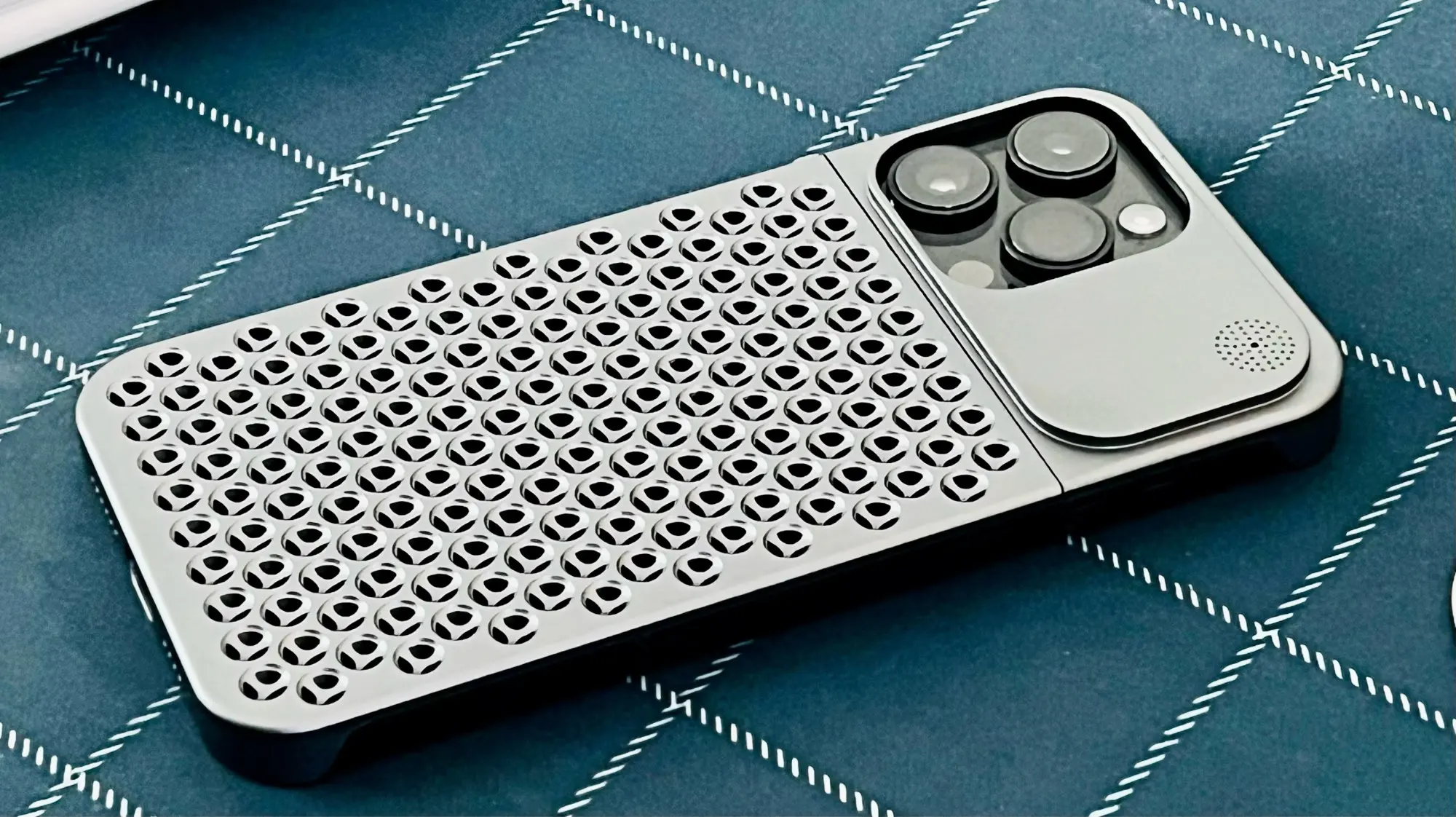 Metal Vent Premium Aluminum Alloy iPhone Case - Mavigadget