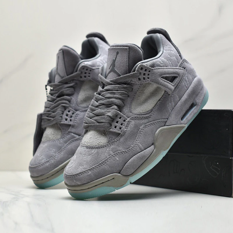 Nike-baloncesto-Jordan-4-Kaws.jpg