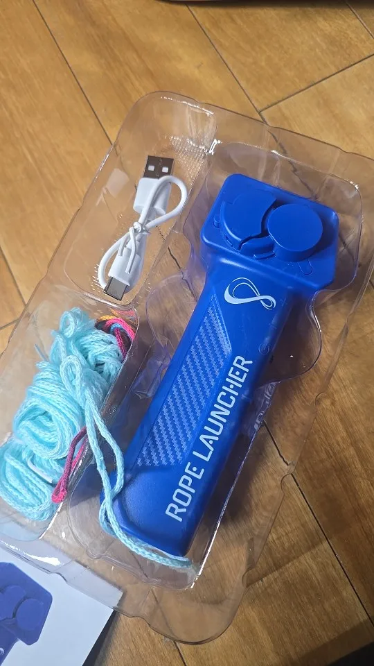 Glow-in-the-Dark String Rope Launcher – Fun & Luminous Toy! – Momo Kids