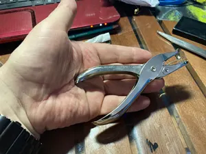 Школьный офисный металлический Дырокол с одним отверстием ручной ...