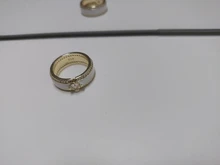 Very beautiful ring, great quality, looks great. Fast delivery. Thanks ...