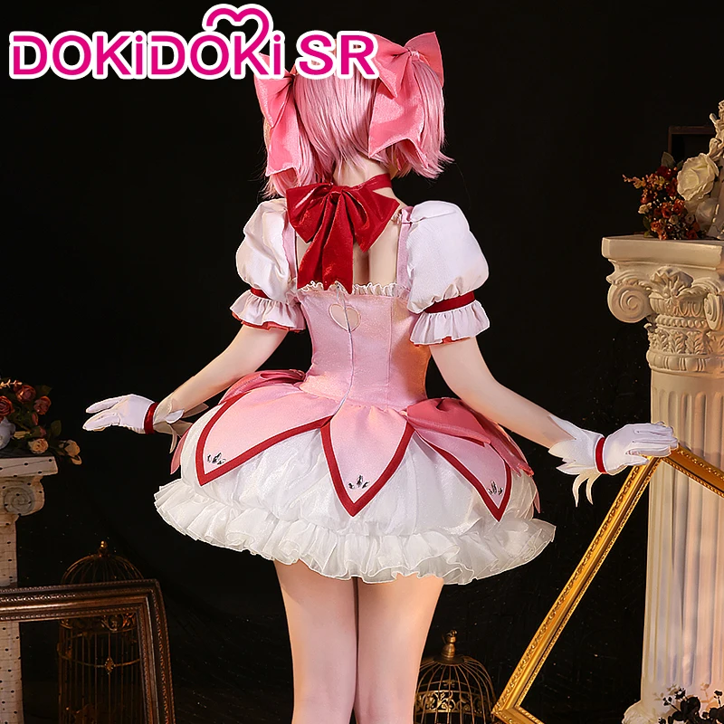 Madoka Kaname Cosplay