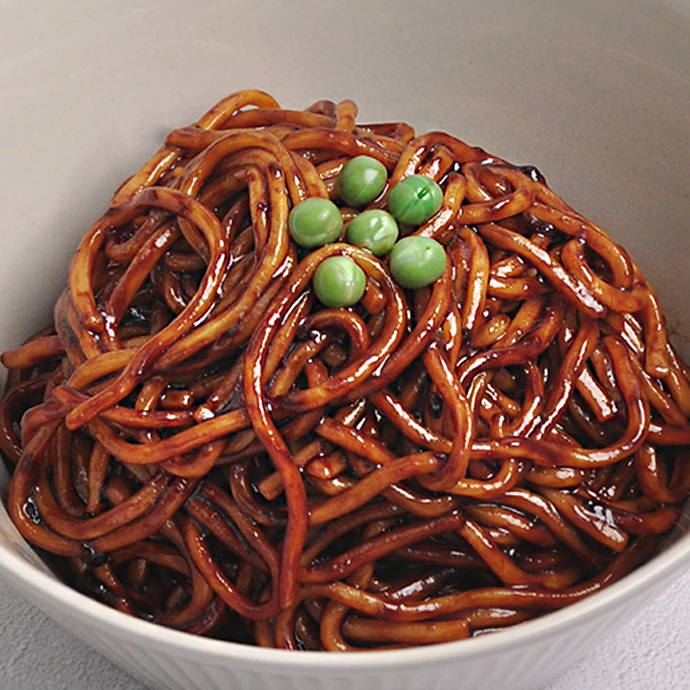 Traditional-Chinese-Chinese-Jajang-Champon-cool-and-spicy-bean-noodles-individual-packaging.jpg