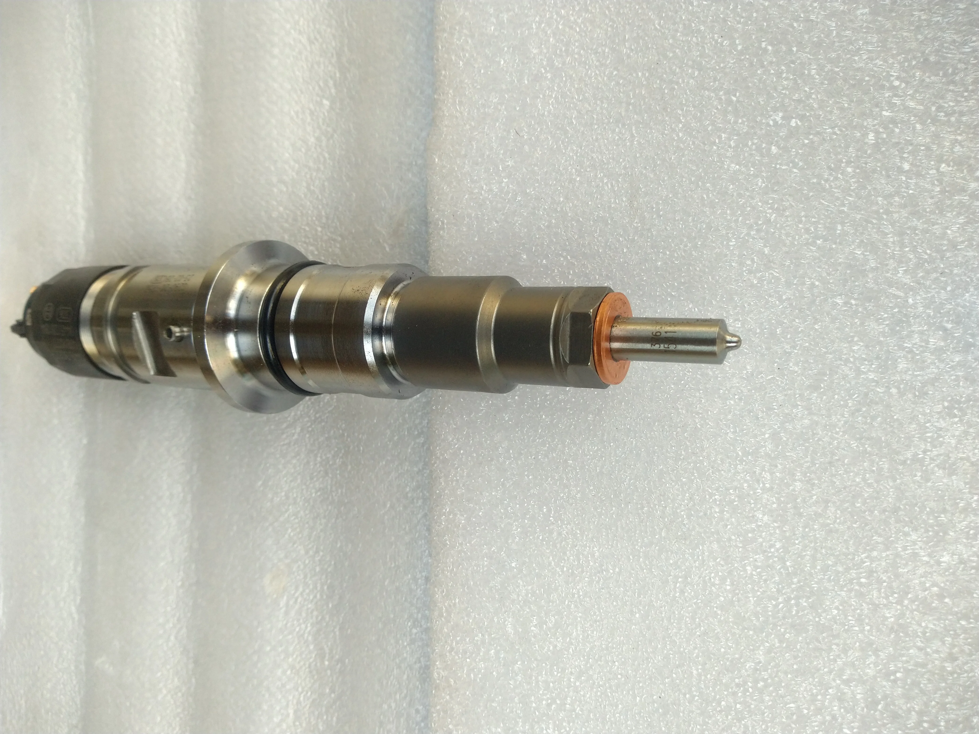 Fuel-Injector-0445120184-B-Diesel-Engine-Parts-Injector-Assembly ...