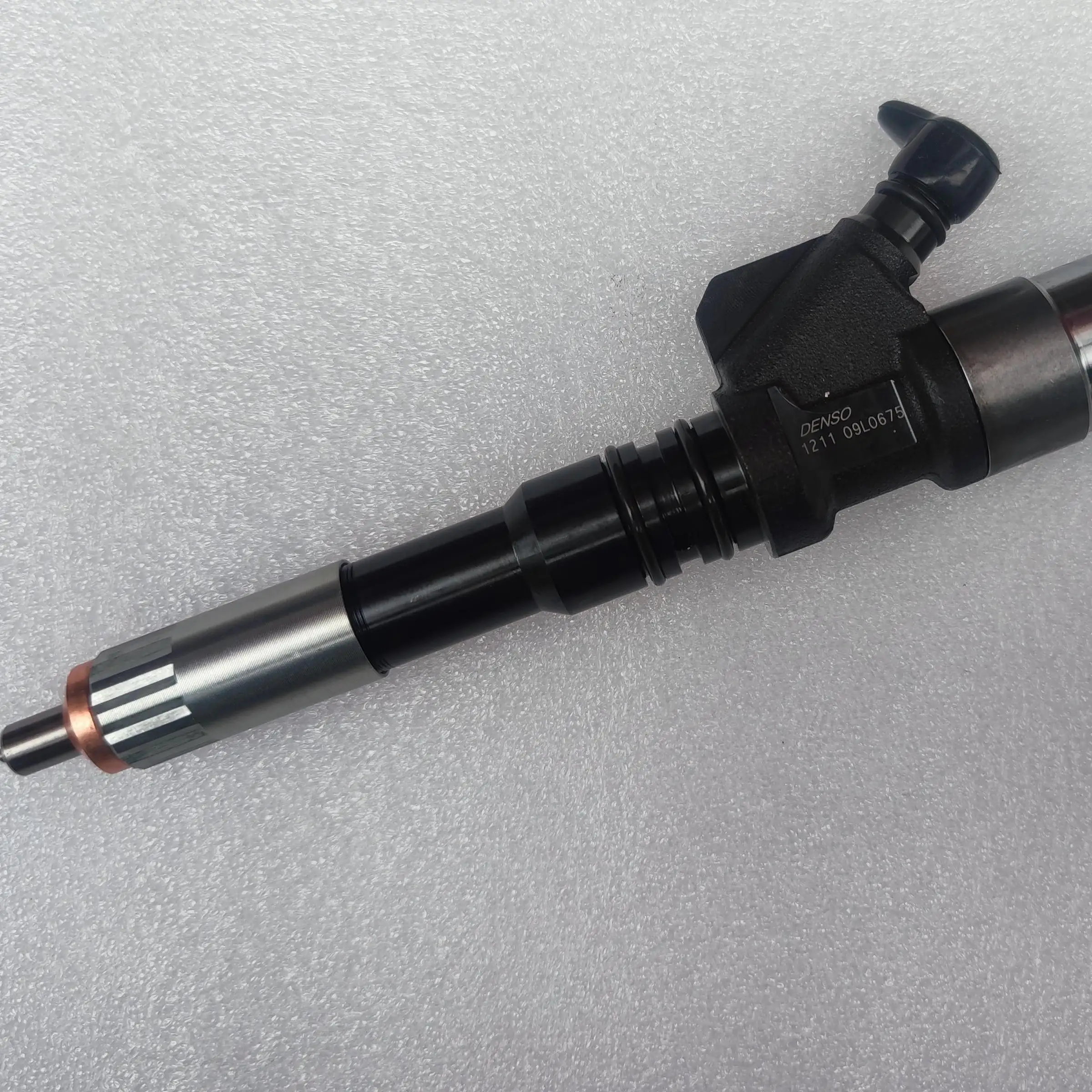 New-Diesel-Fuel-Injector-095000-1211-6156-11-3300-6156-11-3301-For ...