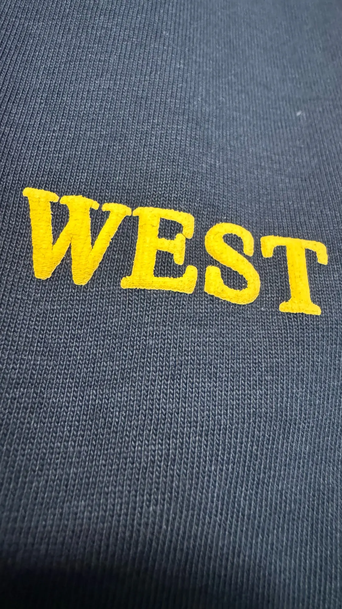 Camisa Oversize Jesus Is King Kanye West – HowYouMean