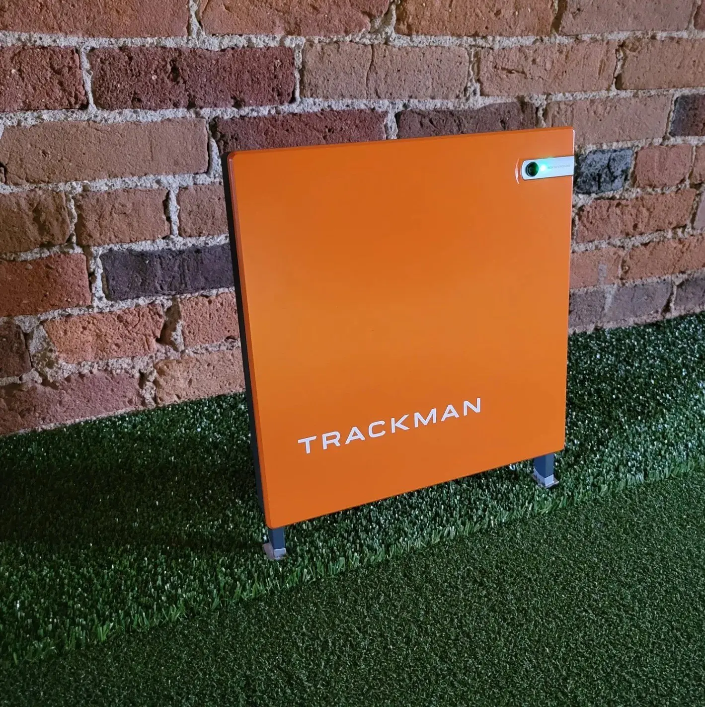 trackMan-4-Launch-Monitor-Golf-Simulator-Dual-Radar-Golf-Monitor-PP.jpeg
