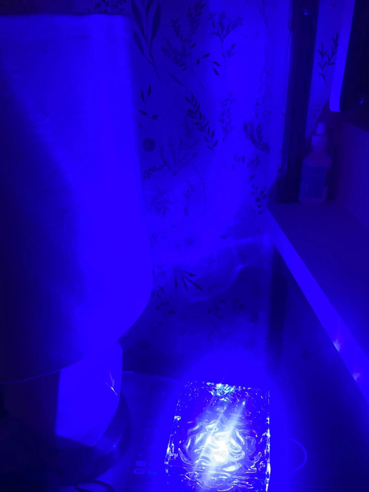 Ocean Wave Aurora Projector – 16-Color Dynamic RGB Crystal Lamp – Homiq ...