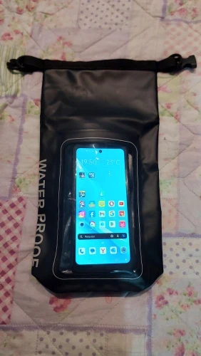Waterproof Phone Bag | Waterproof Phone Pouch | Generation Nomad™ – GENERATION NOMAD™