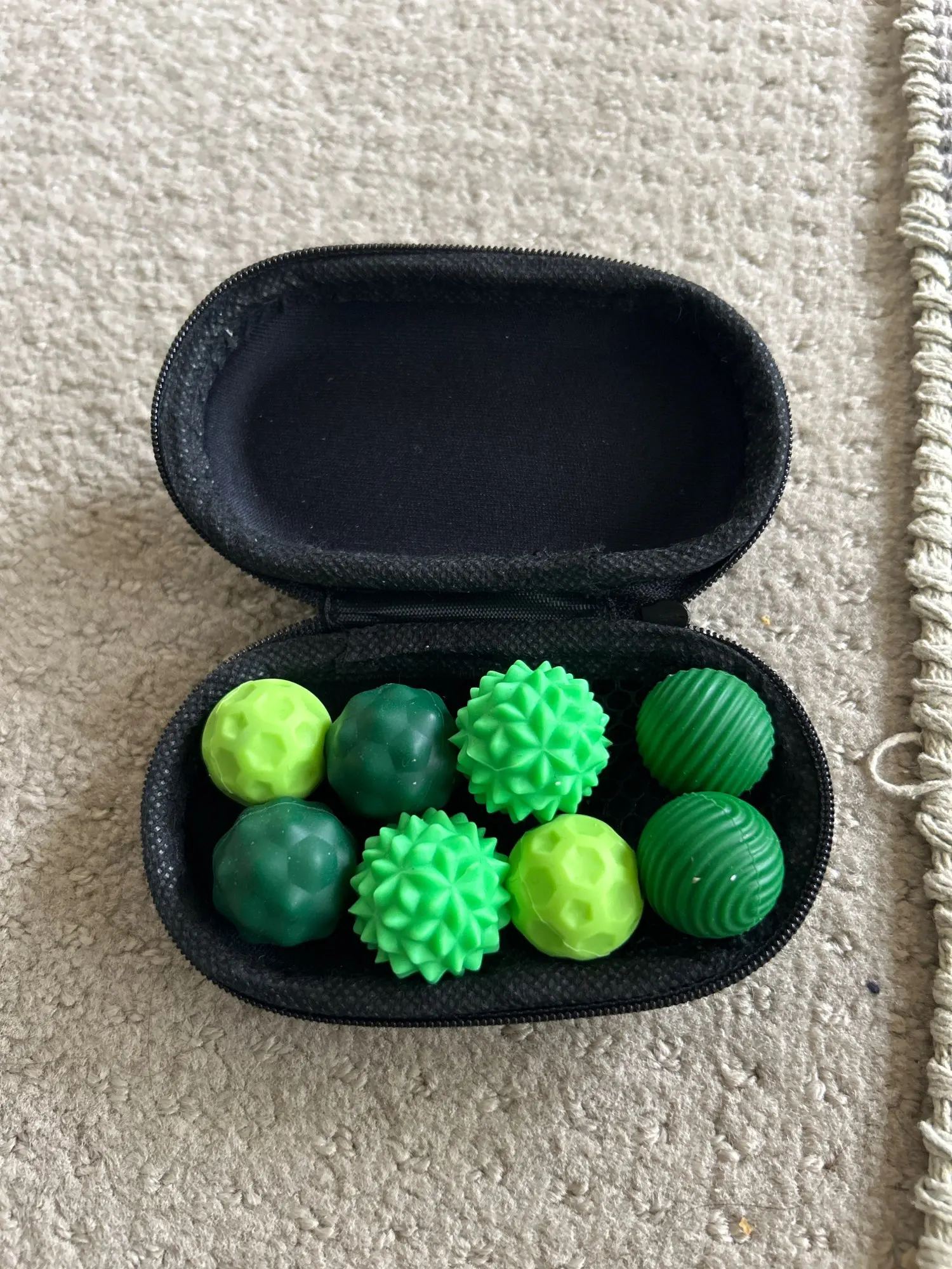 Gritizen Magnetic Fidget Balls – Calm Your Mind
