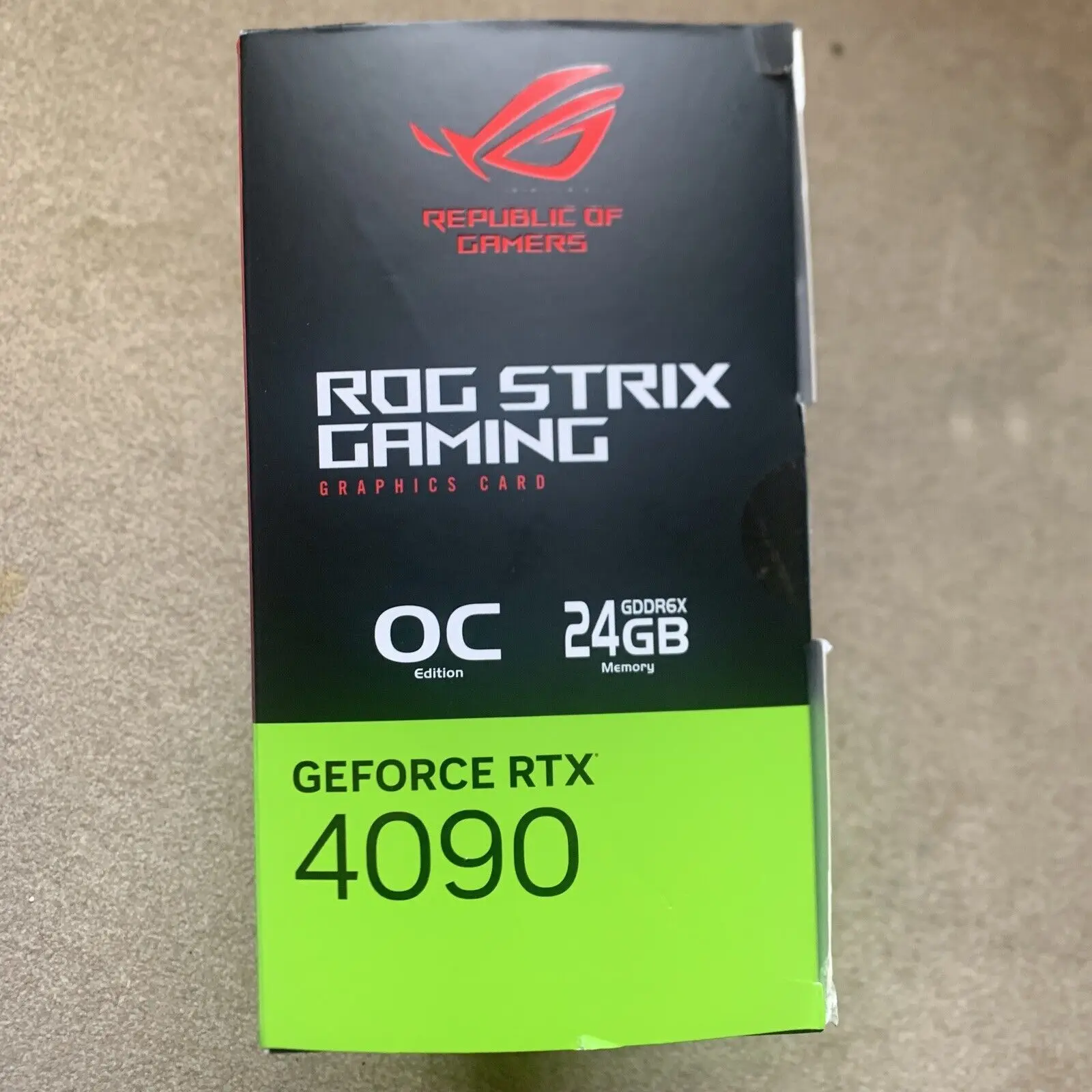 ASUS ROG Strix GeForce RTX 4090 24GB GDDR6X OC Edition, embalaje ...