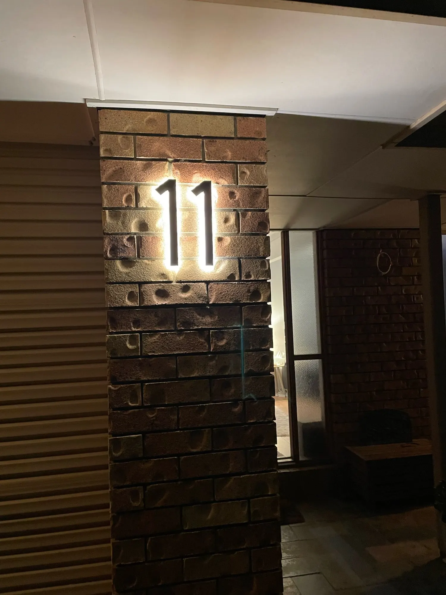 Illuminated House Numbers Backlit Led House Numbers Solar – BacklitLEDsign