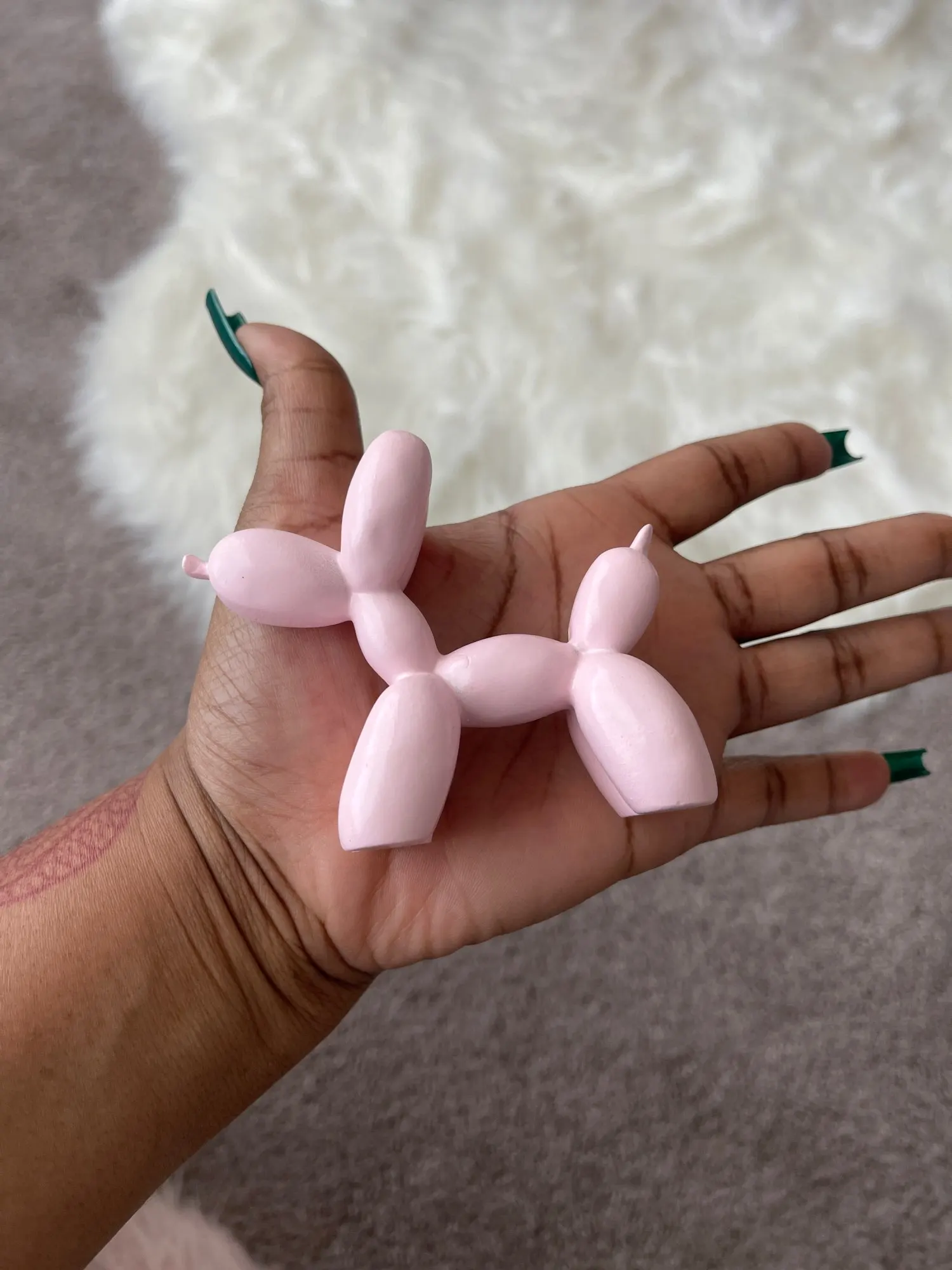 Kawaii Canine: Nordic Balloon Dog Resin Statue for Cute Home and Office ...