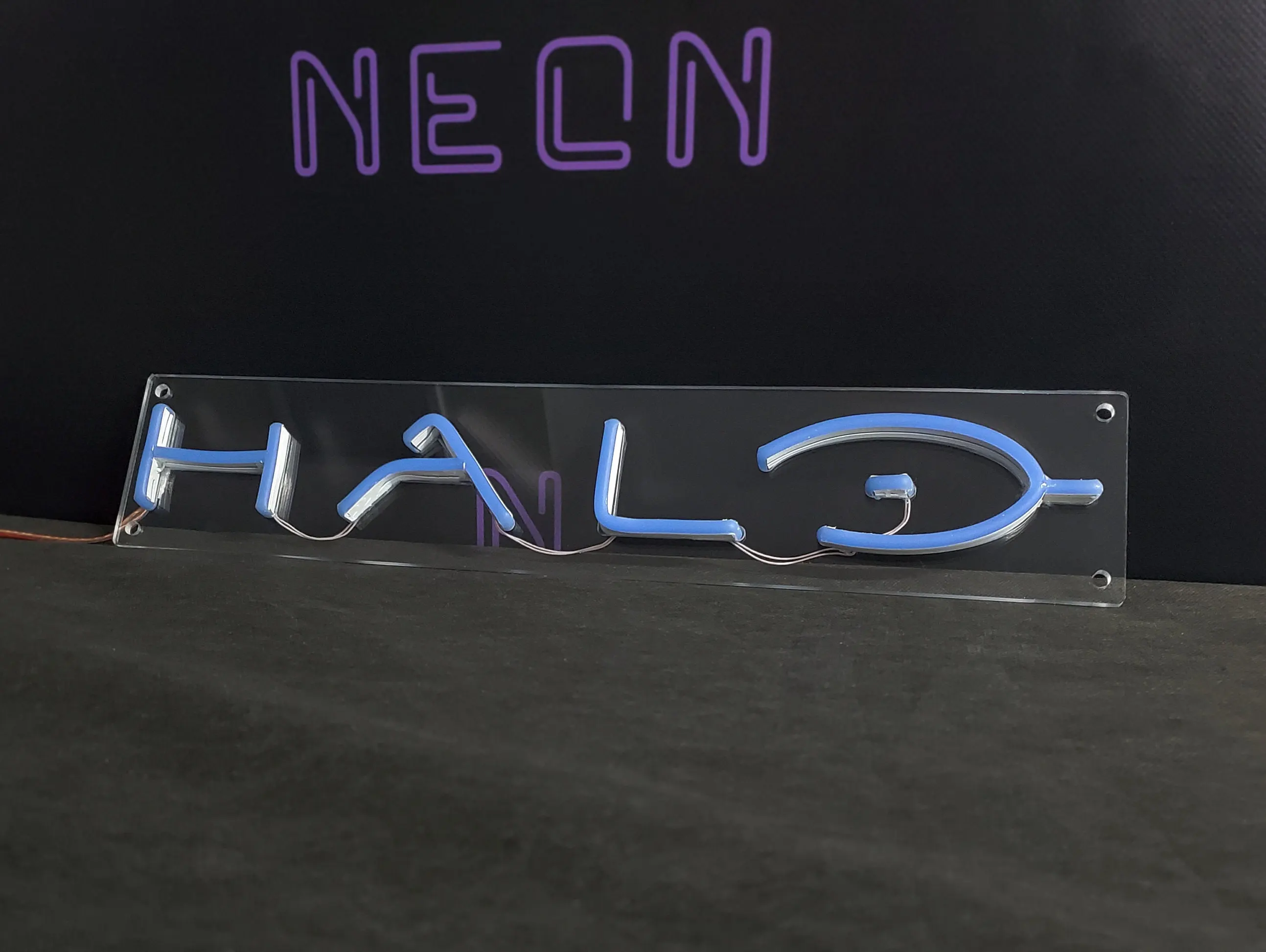 Halo Game Sign