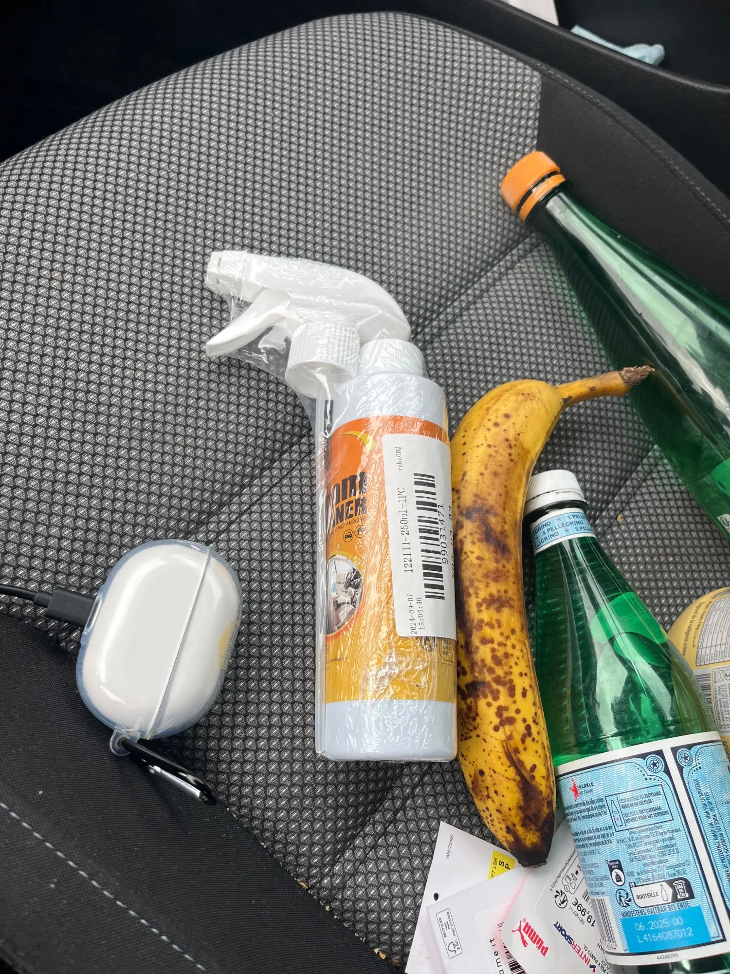 Magic Foam Cleaner For Car Interior & Home Furniture(Get a FREE 30ML w ...