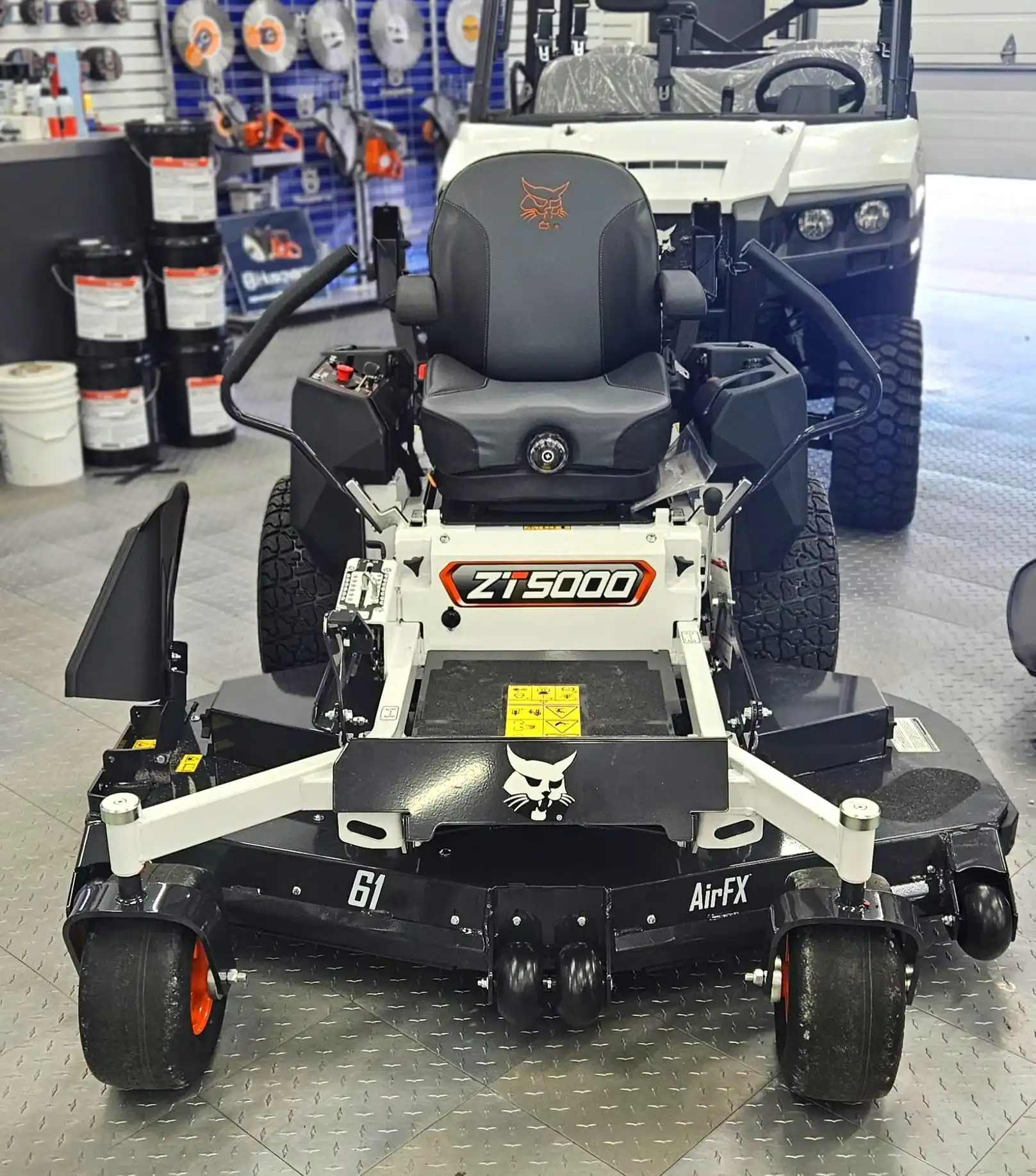 A 4-Stroke Mini Riding Tractor Garden Lawn Mower Grass Cutting Machine ...