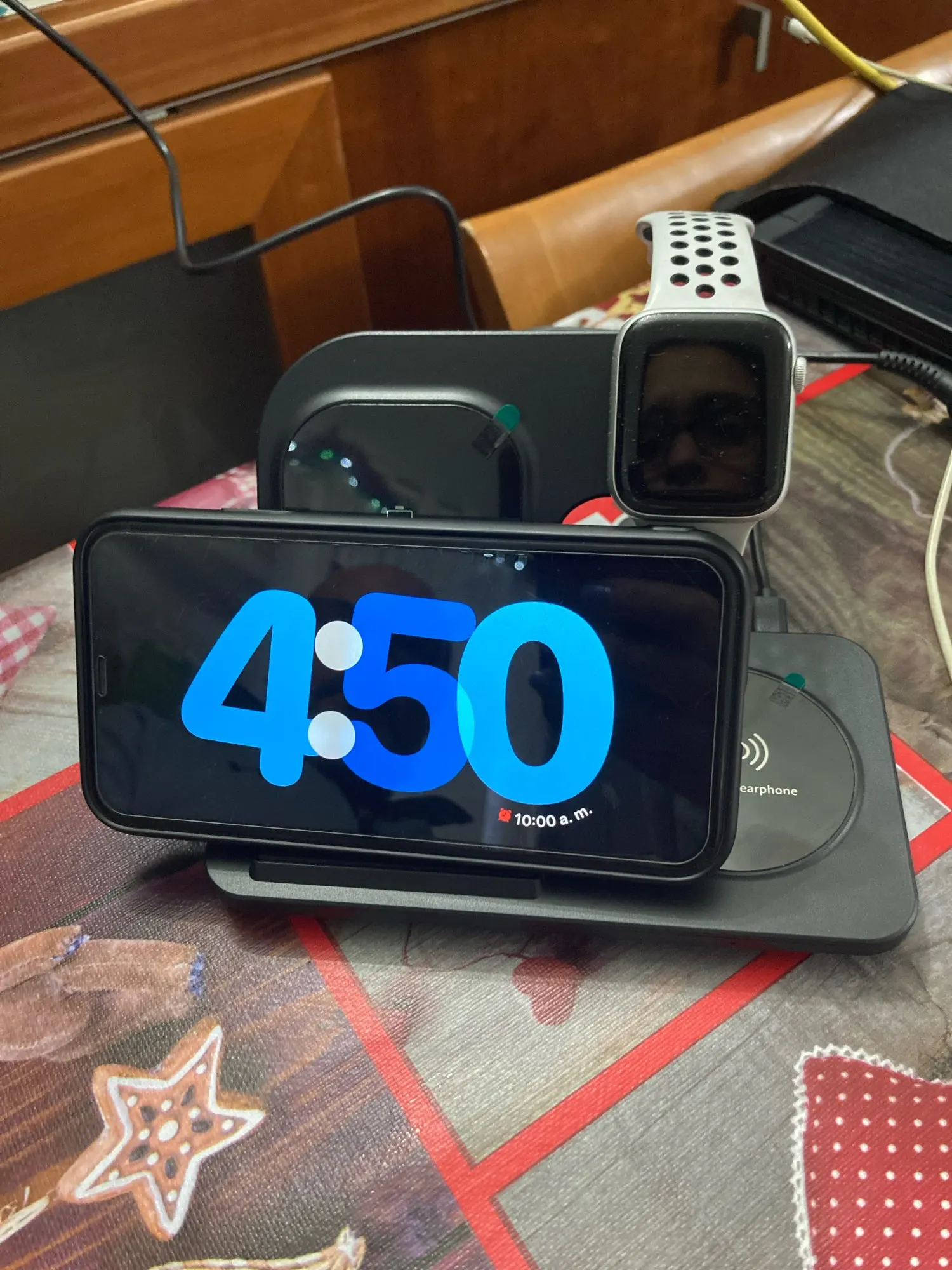 VersaCharge 3-in-1 Wireless Charger Stand Pad