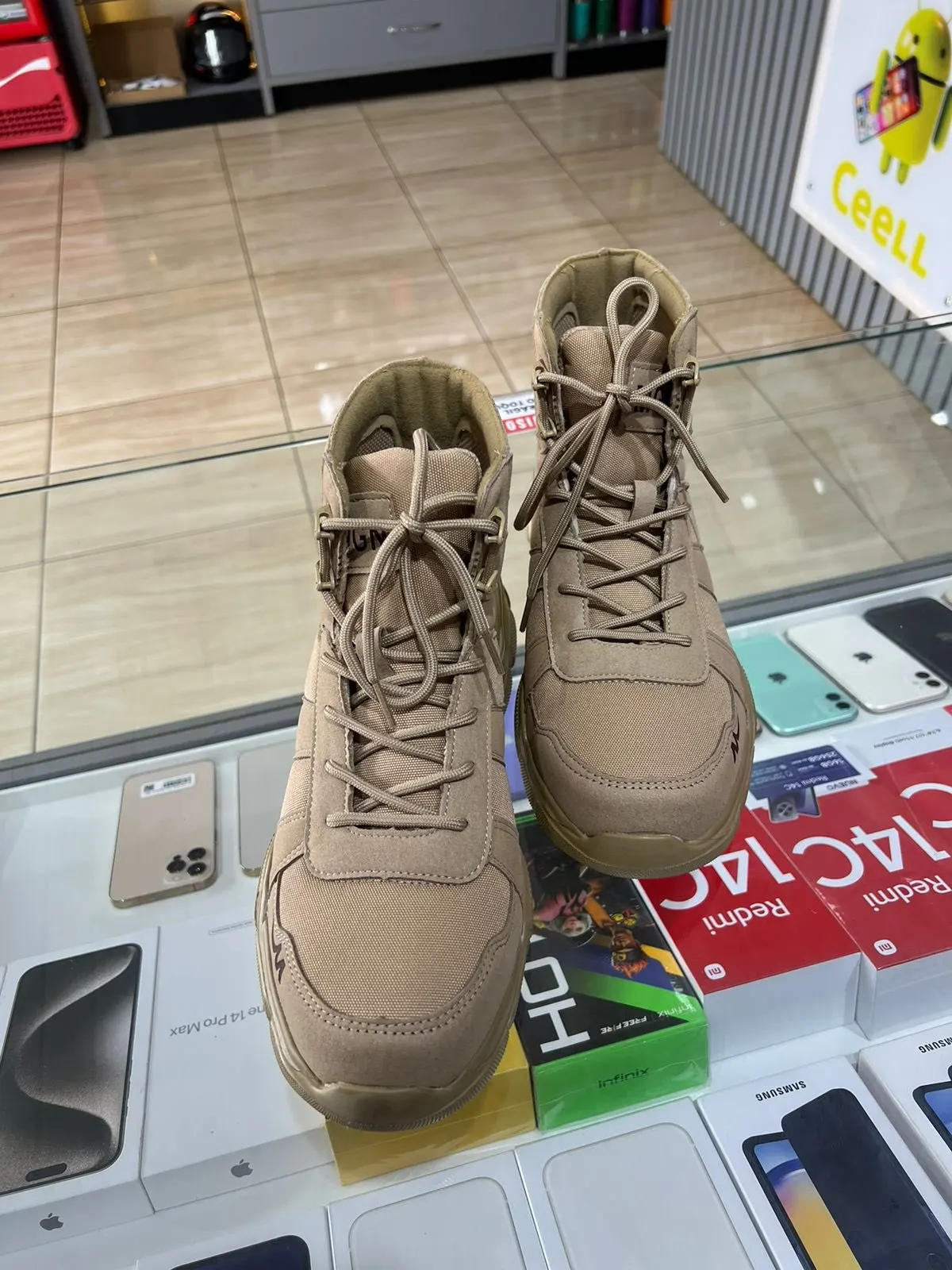 Tactical Steel Toe Work Boots Desert Tan