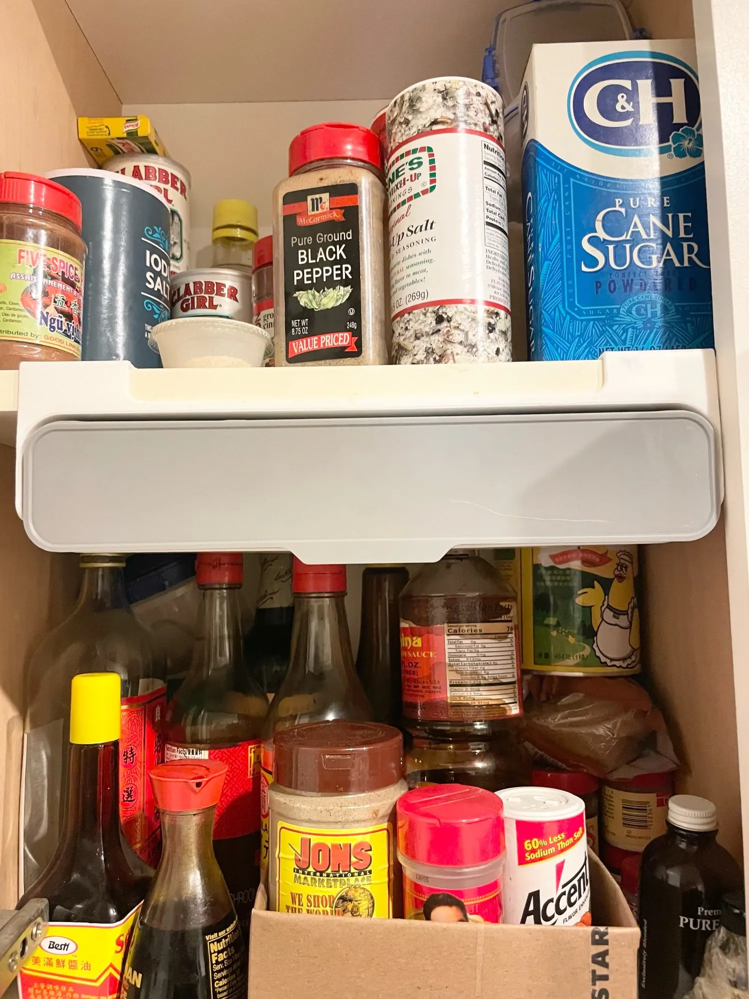 MessFree® Under Cabinet Spice Rack