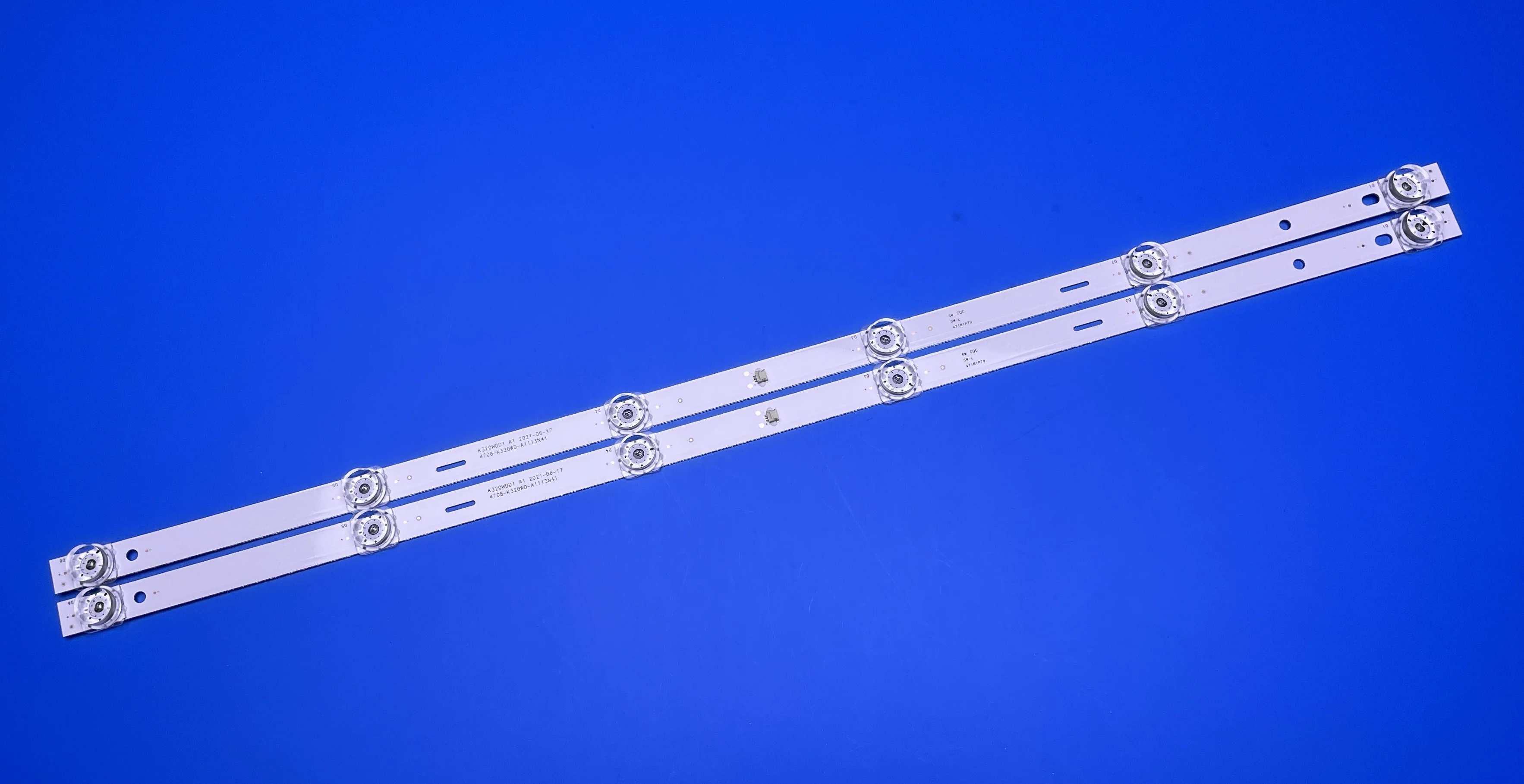 Led الإضاءة K320WDD1 A1 4708-K320WD-A1113N41 ل Aconatic 32HS534AN ...