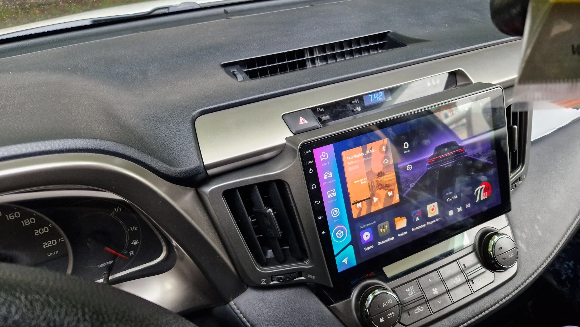 Toyota RAV4 RAV 4 XA40 5 XA50 (2012-2018) 9" Screen Right Hand Drive