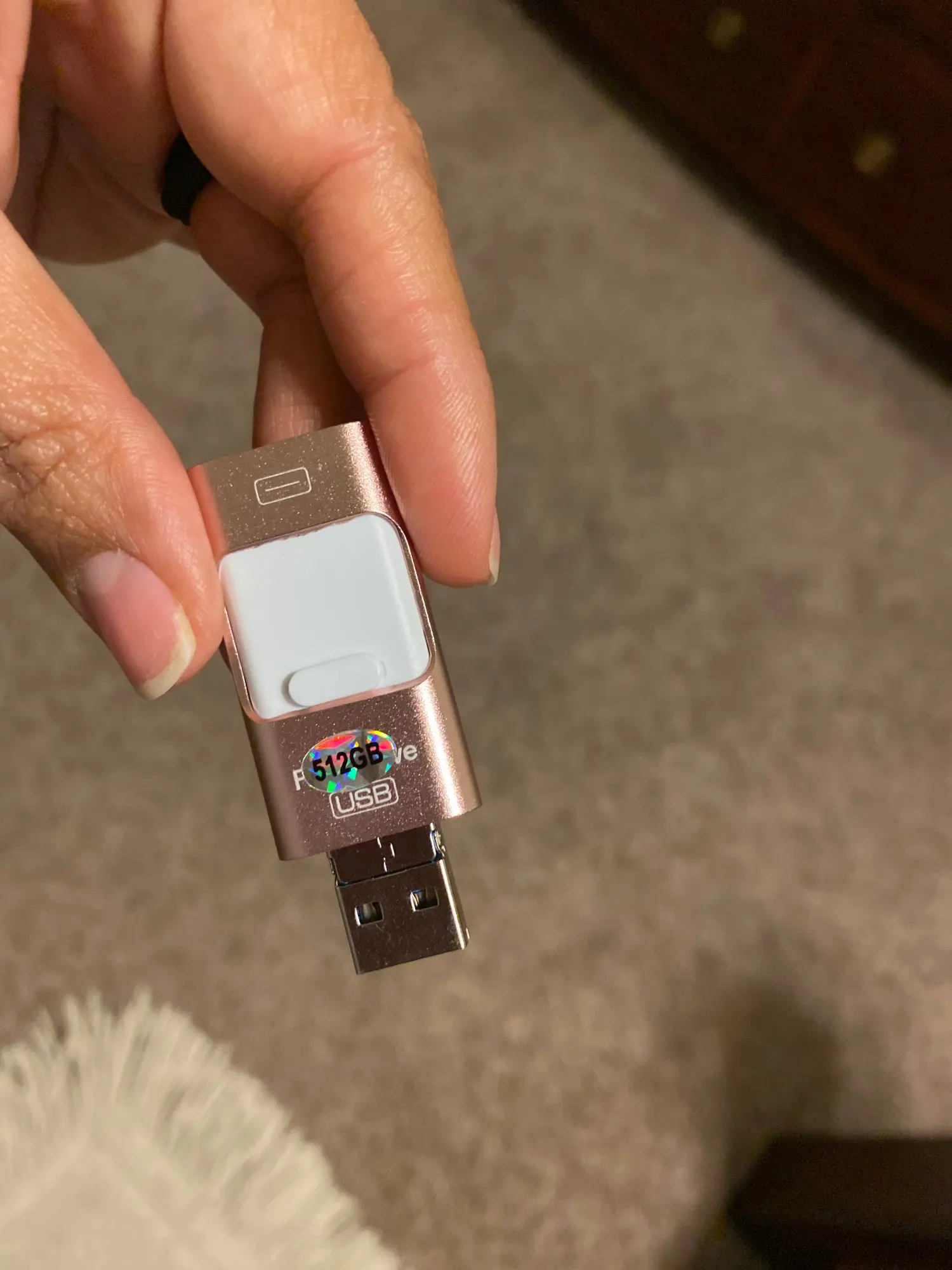 4 in 1 Flashdrive | Een opgeruimde telefoon in enkele klikken! – Middo