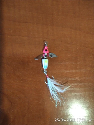 Fishing Propeller Lure Noisy Spinner Bait 360 Degree Rotation Pure ...