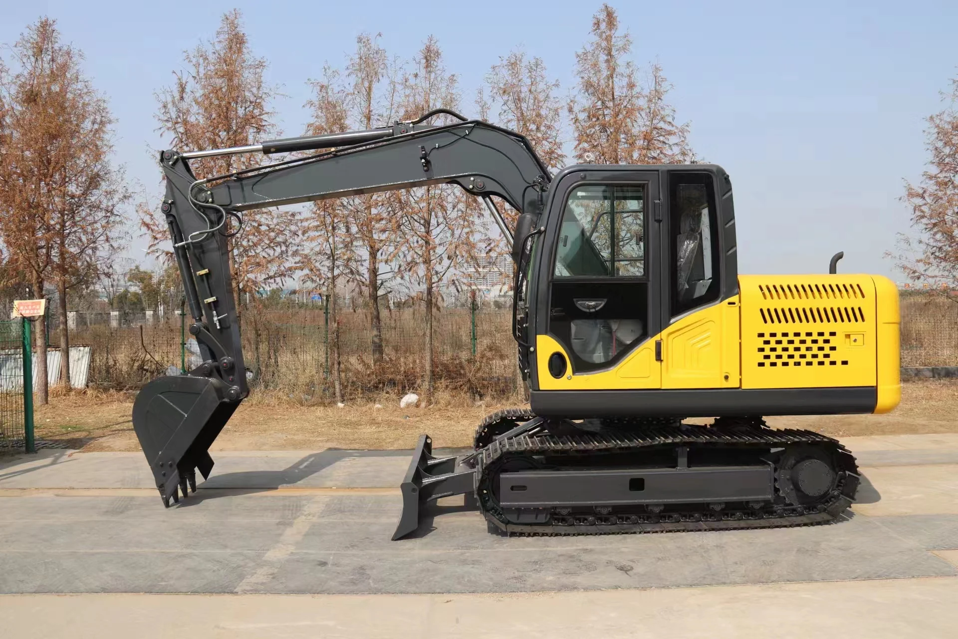 Best-price-6ton-8tonne-excavator-mini-digging-HT60-wheel-excavator-with ...