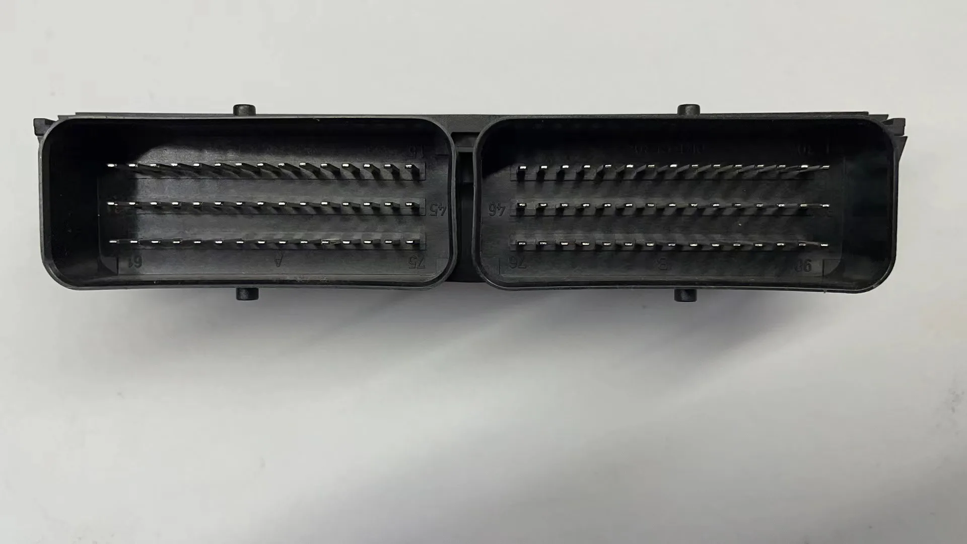 Automotive-PCB-ECU-Enclosure-for-90-pin-90pin-Wuling-ECU-connector-Plug ...