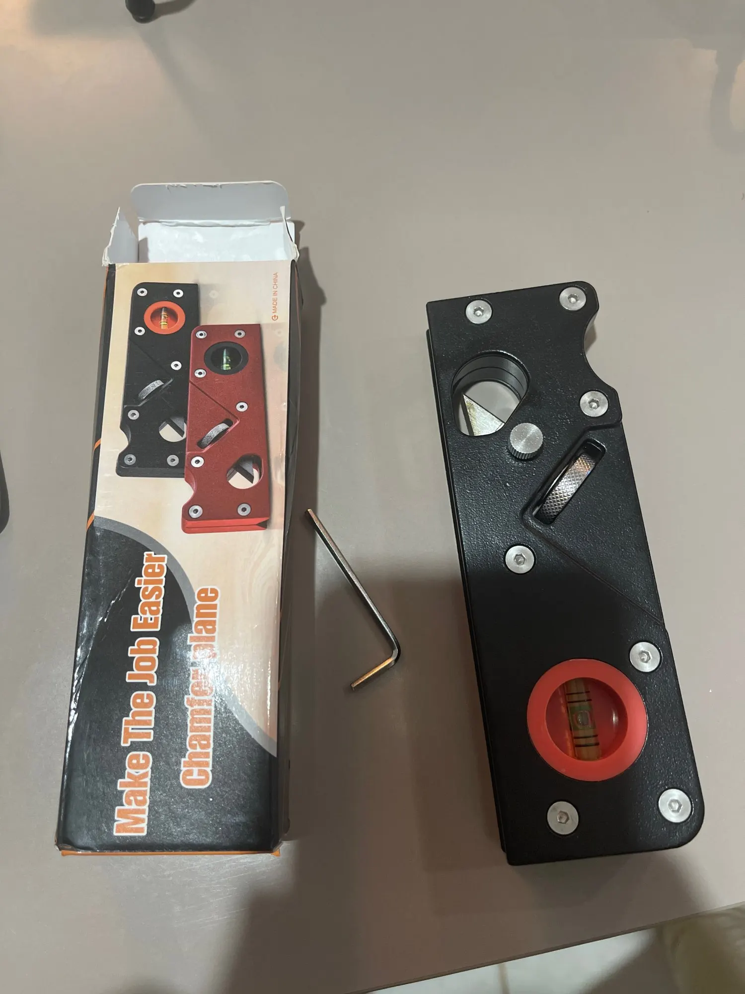 Beautiful Edge™ Woodworking Tool with 7 Corner Styles with Backer ...