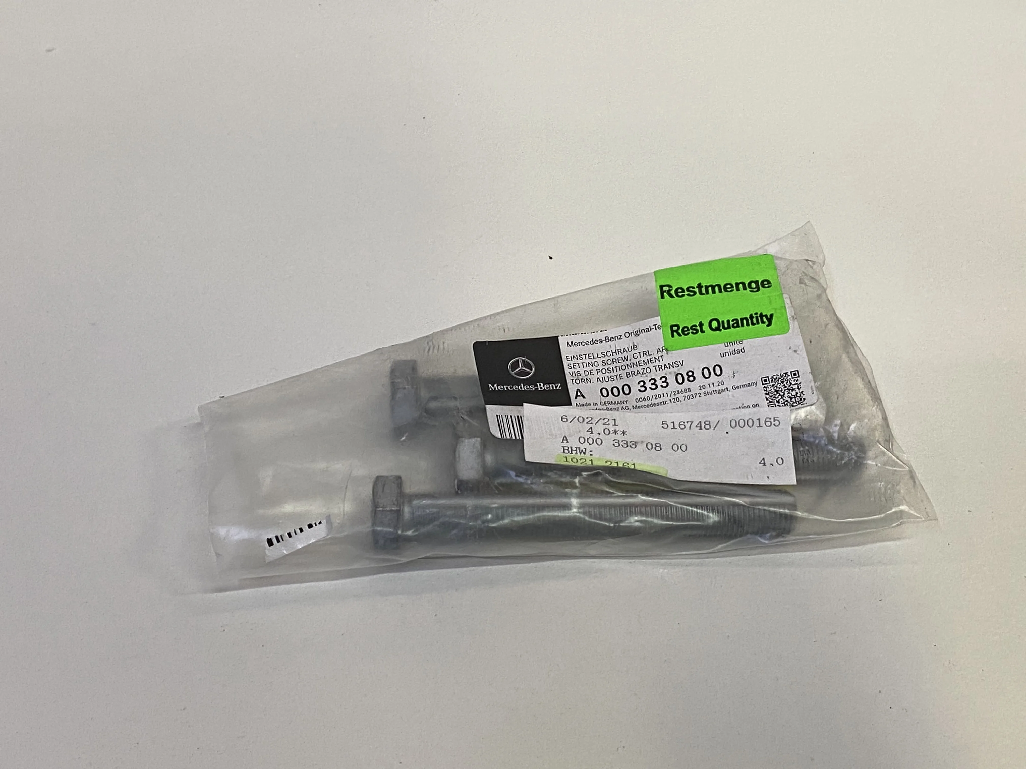 Screw-adjusting-Mercedes-a0003330800.jpg