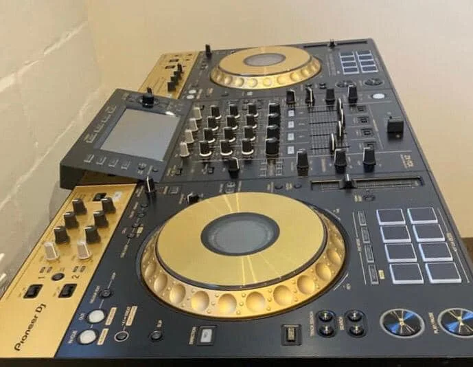 New-XDJ-XZ-N-Limited-Edition-Gold-4-Channel-Standalone-Controller.jpg