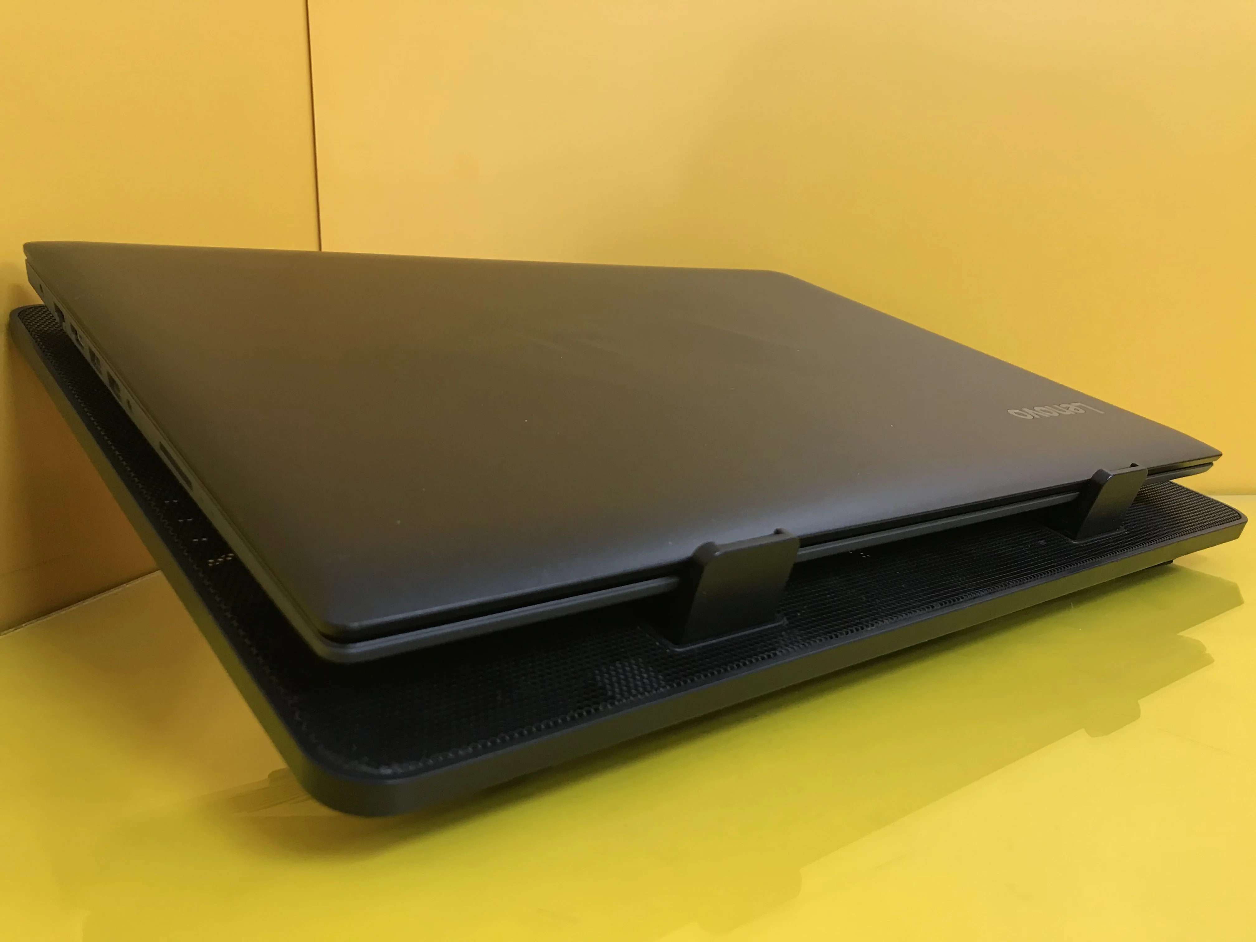 Laptop Notebook Used Lenovo, , 1366x768, AMD E1-6010 AMD