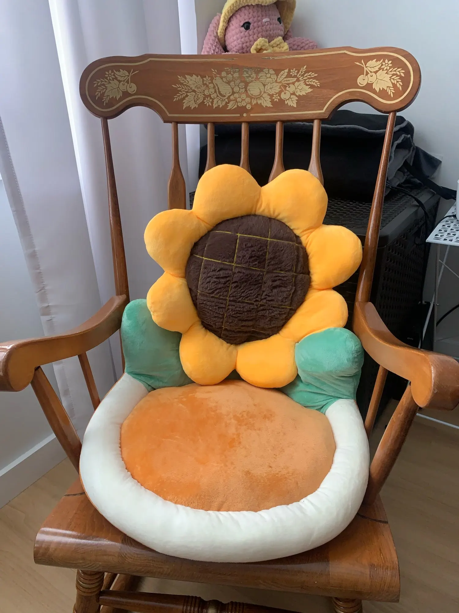 Flower Power Plush Chair Cushion · Dandelion Vine