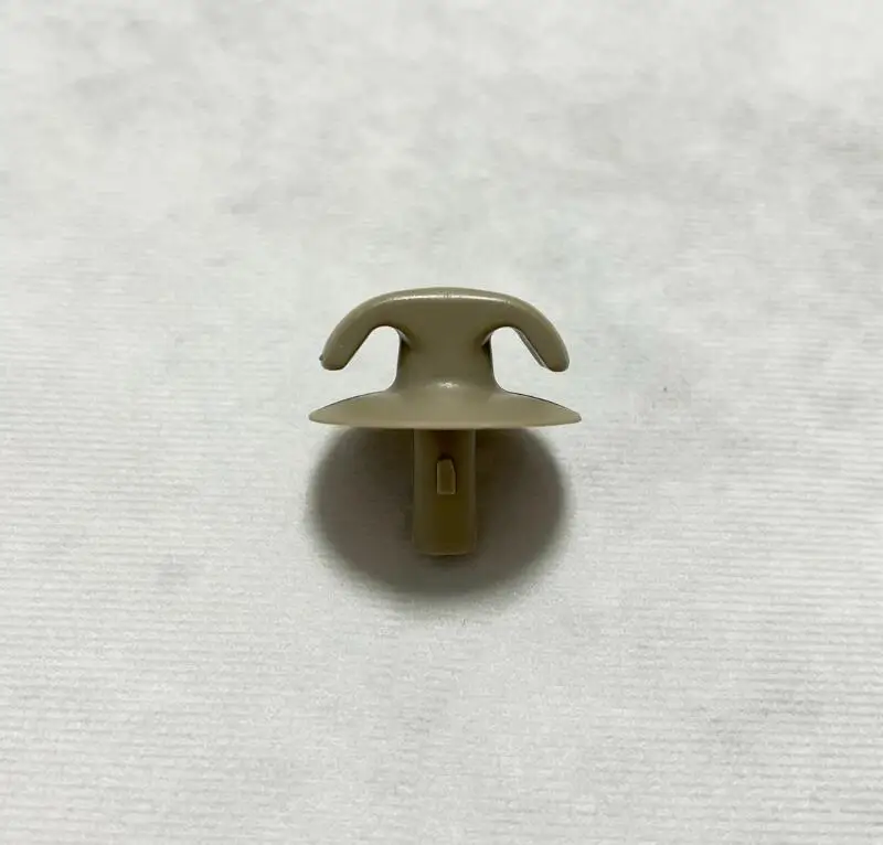 Новый оригинальный зажим для крепления панели в багажнике для Land ...