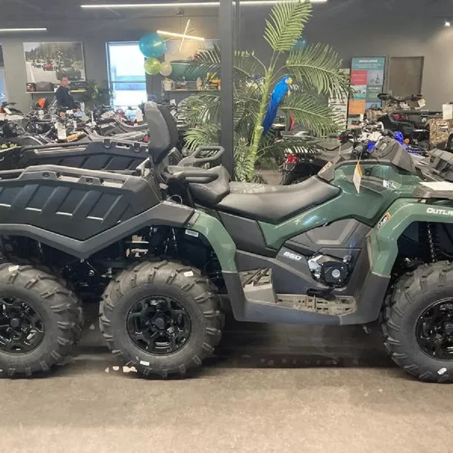 2022-Can-Am-Outlander-Max-6x6-DPS-650.jpg