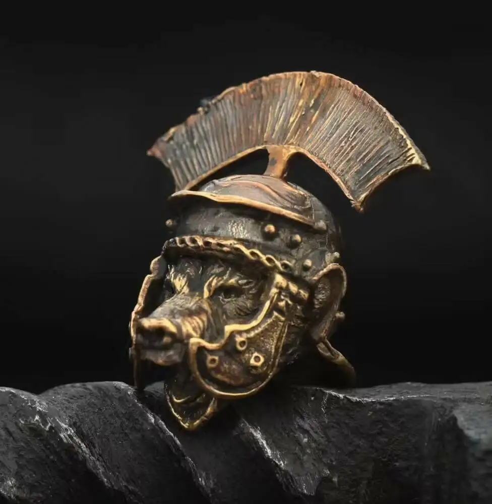 Bear-of-Grizzly-Centurion-Julius-Caesar-Helmet-of-the-Roman-Centurion ...