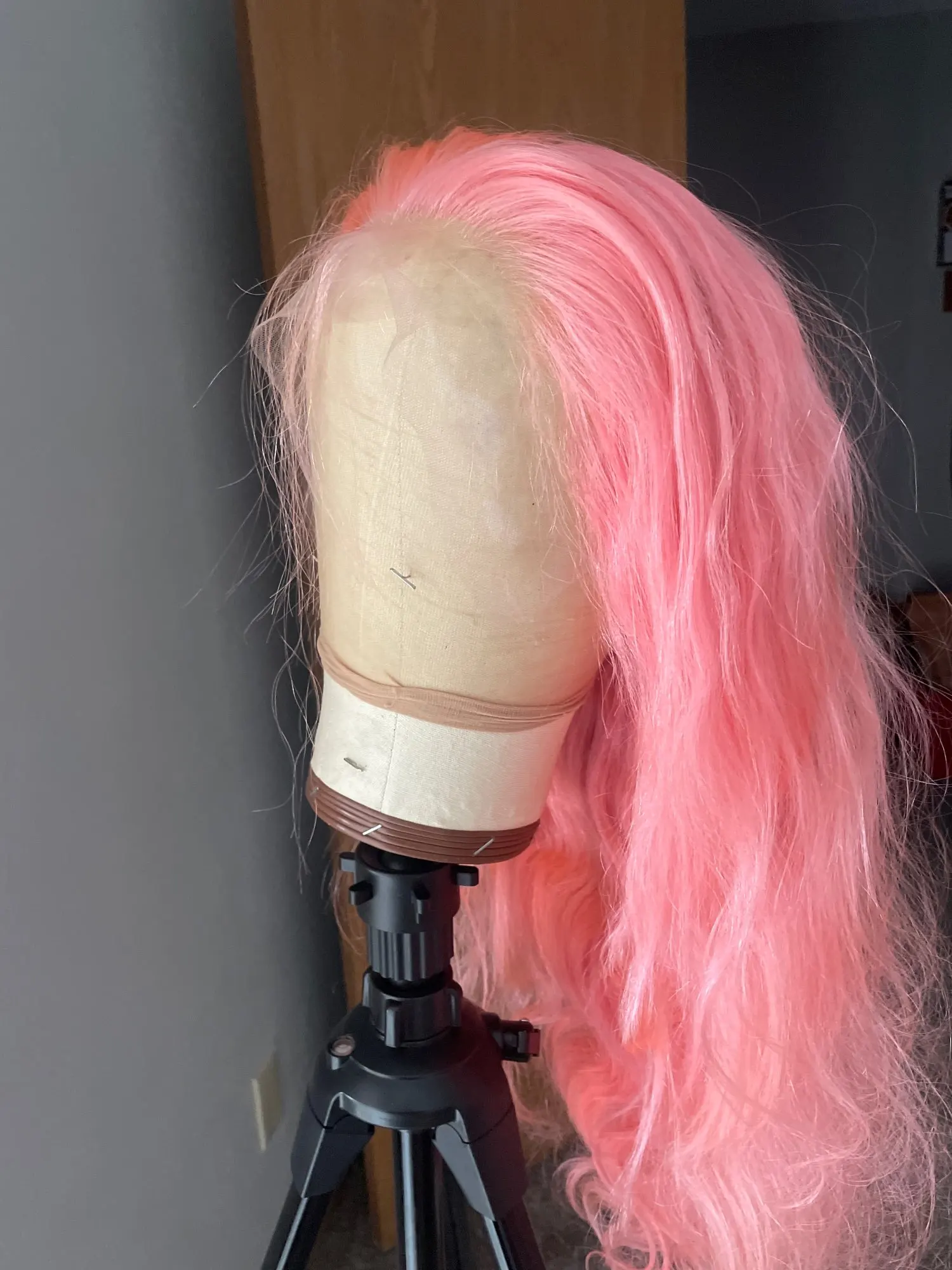 Pink Lace Front Wigs Body Wave Colored Wigs 30 Inch Transparent HD Hum ...