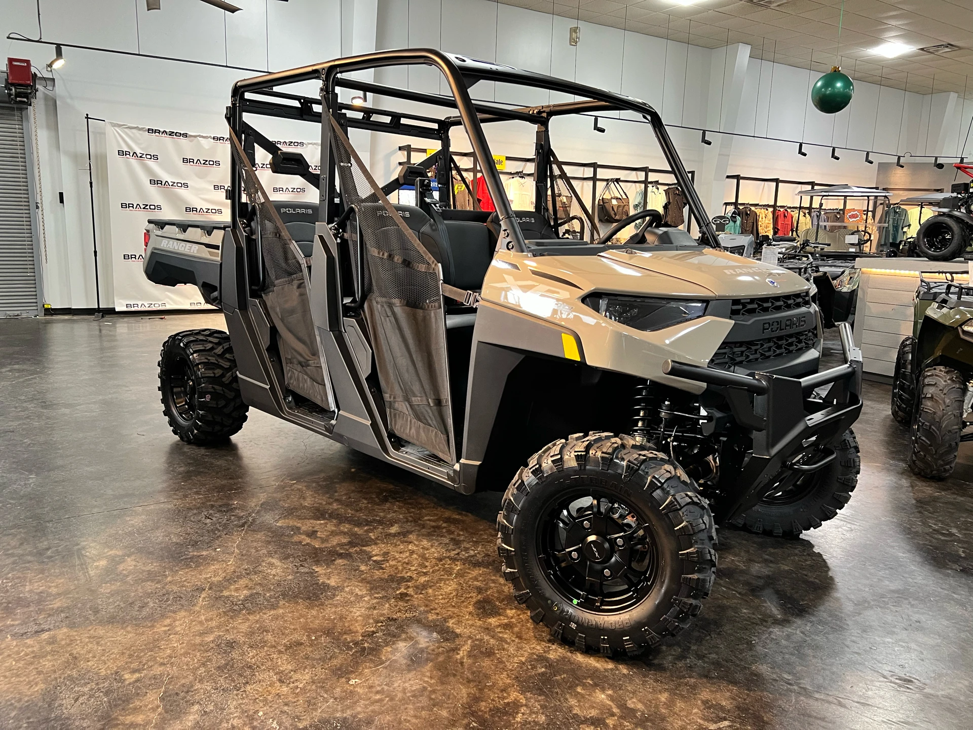 BRAND-NEW-2023-POLARIS-RANGERs-CREW-1000-BUGGY-UTV-QUAD.jpg
